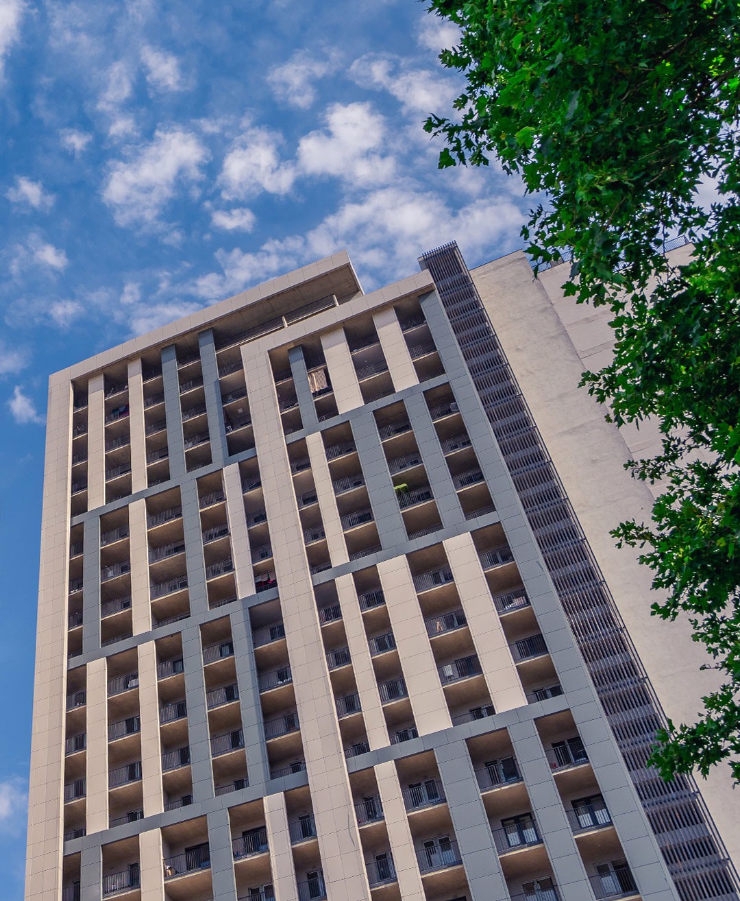 არქი ისანი B